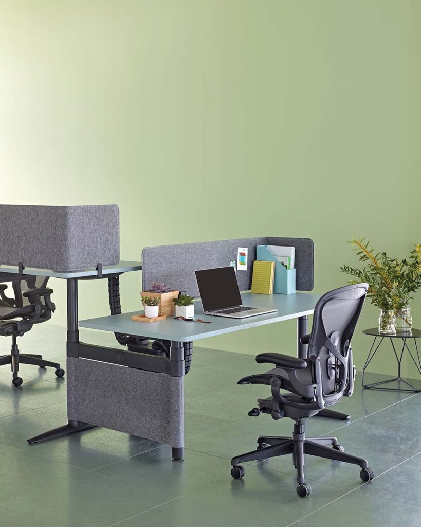 Atlas Office Landscape Workstation | WorkArena