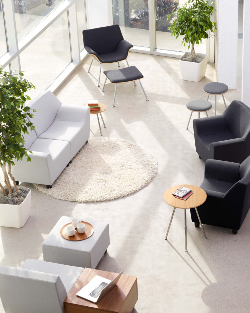 Swoop Lounge Chair by Herman Miller™ | WorkArena